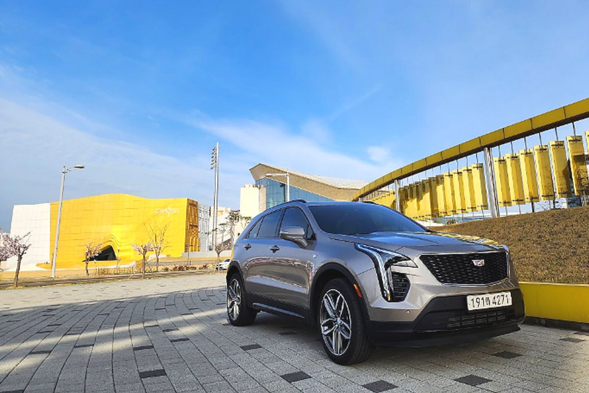 [시승기]볼수록 매력있는 힘찬 프리미엄 SUV 캐딜락 XT4 - 네이트뷰