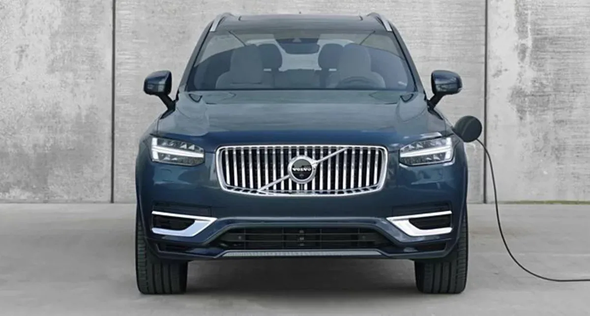 볼보자동차 XC90 & XC90 리차지 PHEV, IIHS ‘탑 세이프티 픽' 획득 - 네이트뷰