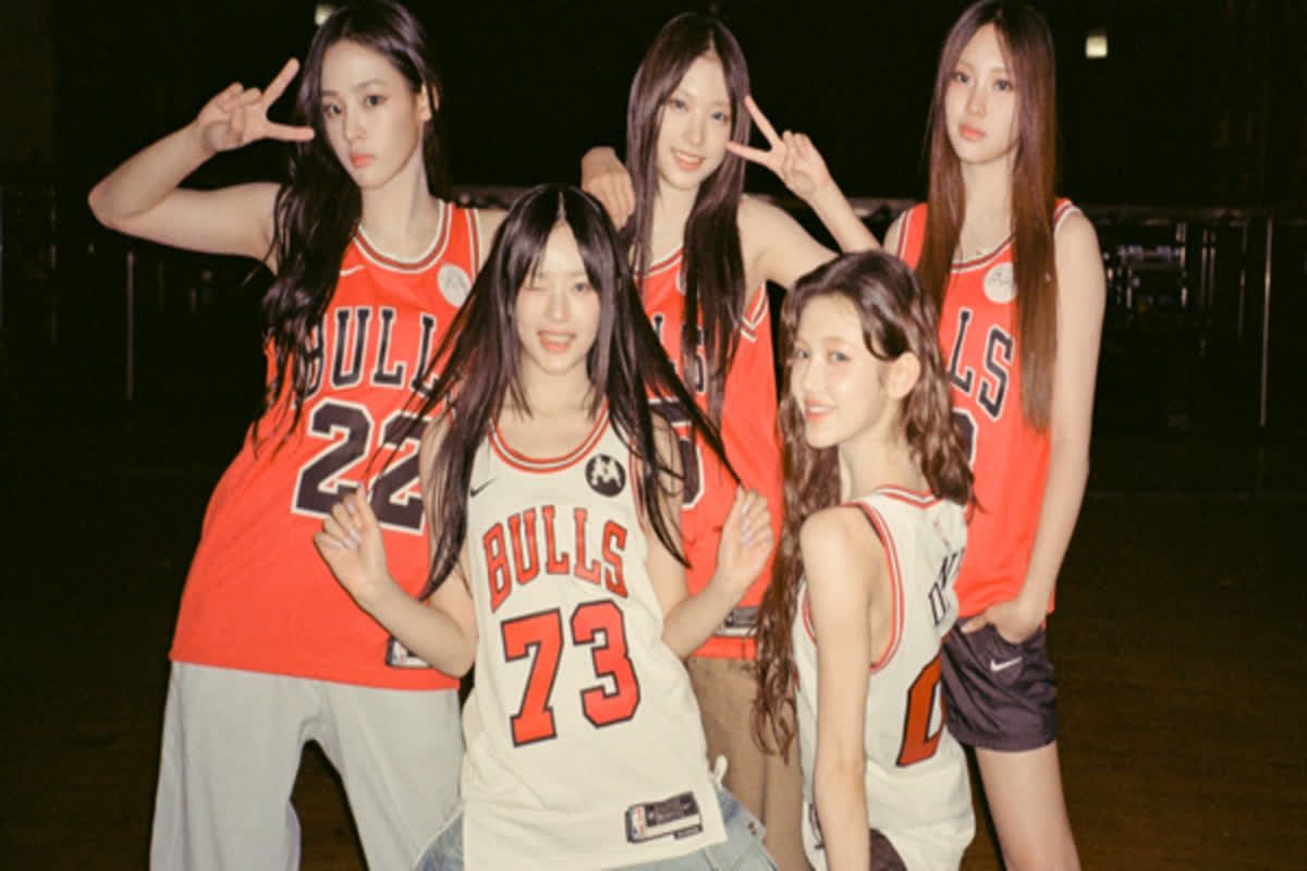 뉴진스, Y2K 스타일로 90년대 NBA 최강팀 계정 장식 - 네이트뷰