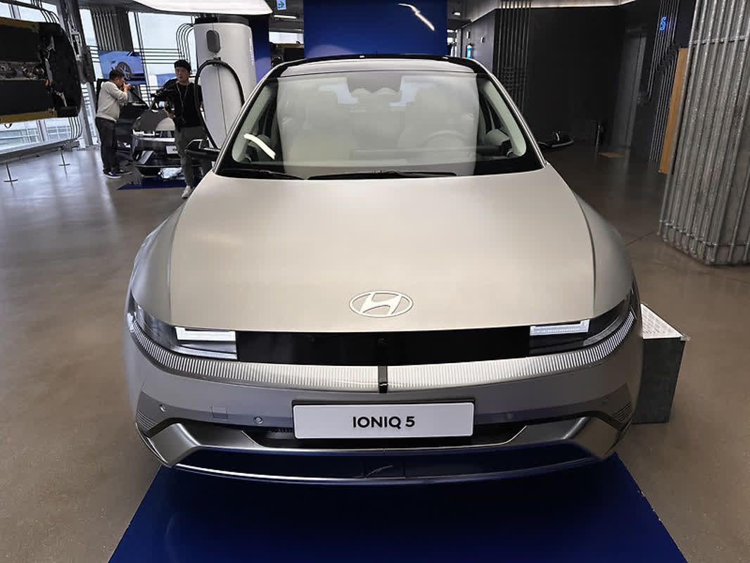 Hyundai Ioniq 5 Facelift and N-Line Revealed - 네이트뷰